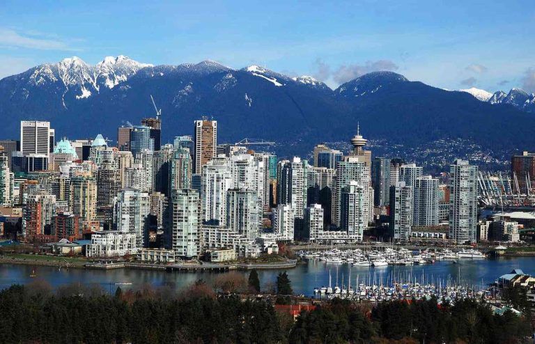 Moving to Victoria: A Local Guide to Settling Into Your New Home ...